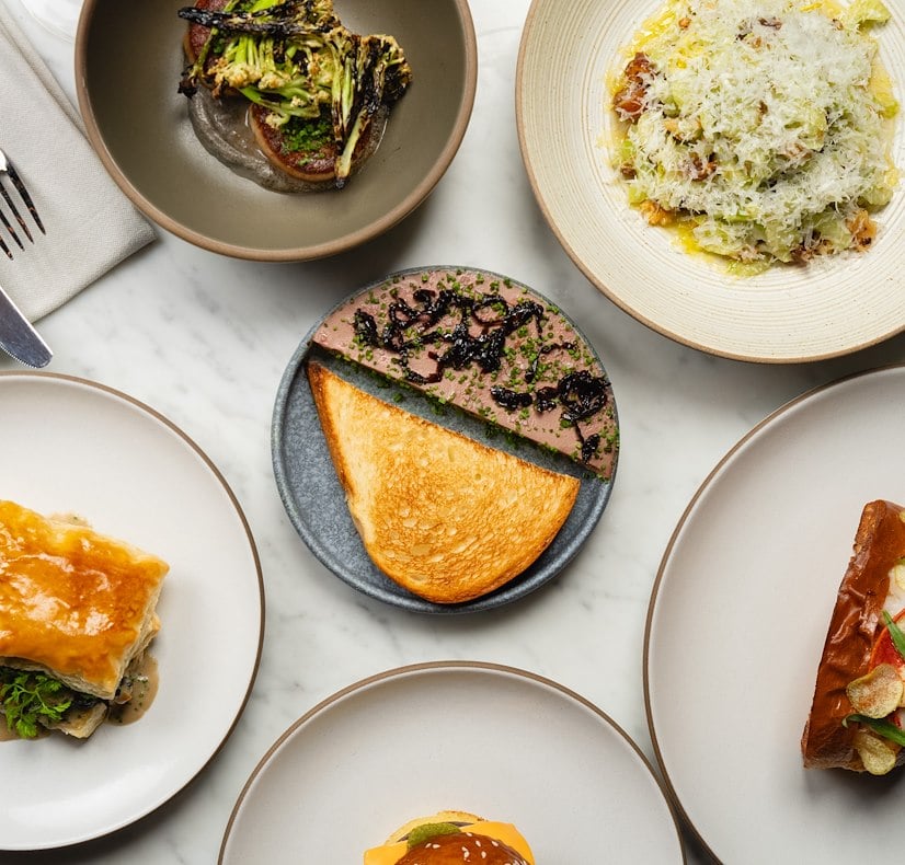 Oceanfront Dining at Our La Jolla Resort -| La Valencia Hotel